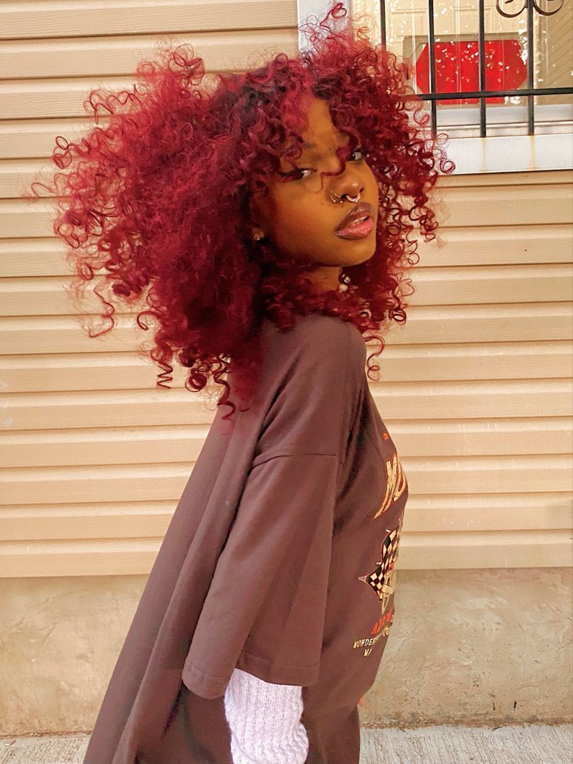 6 pasos para definir y resaltar tus rizos afro – curlymangue